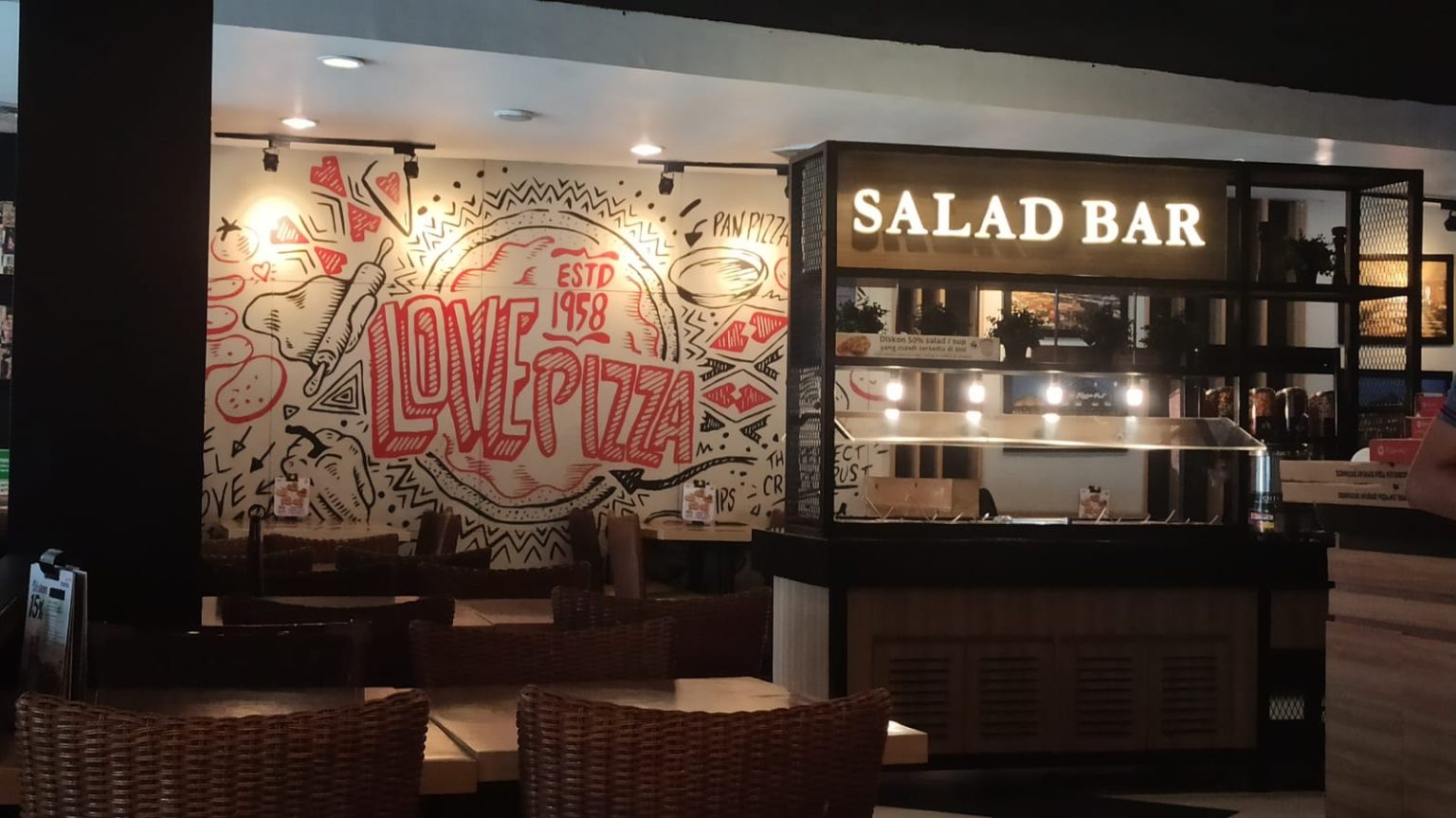 Menu Pizza Hut dan Harga Lengkap dengan Gambar Pizza Hut